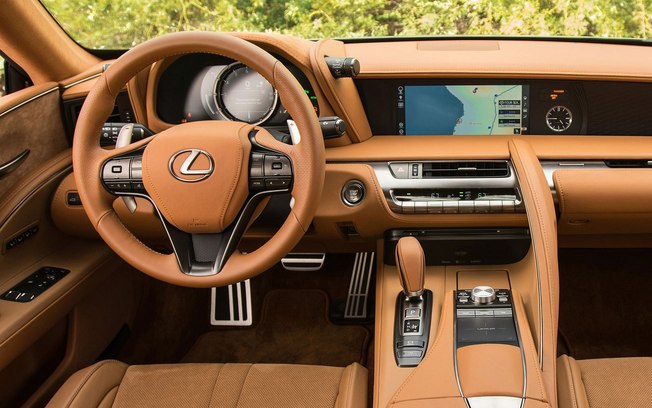 Os 10 interiores de carros mais bonitos do ano